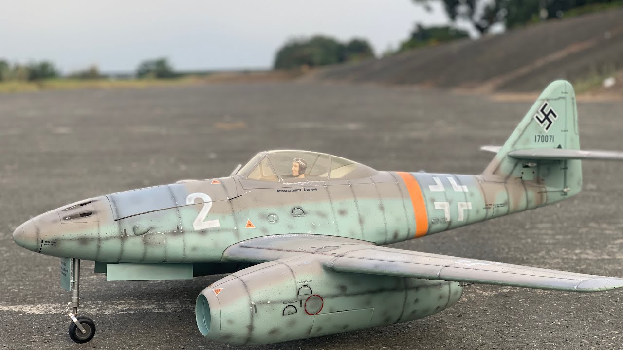 FW TWIN 雙70mm ME262 里港首航飛行 - YouTube