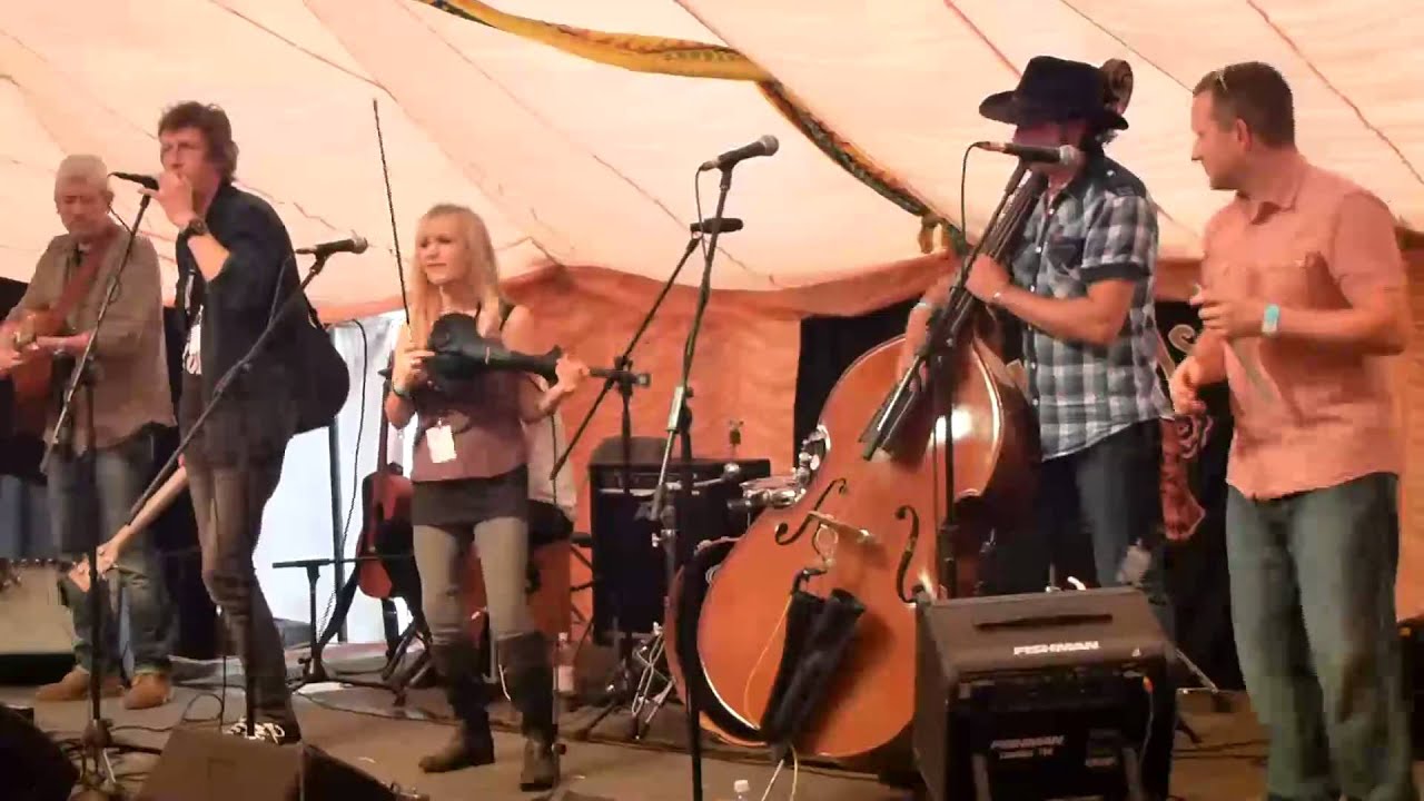 The Jon Palmer Acoustic Band play Beverley Folk Festival 2015 - YouTube