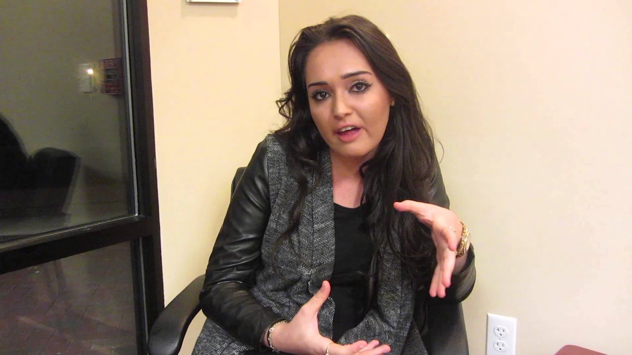 Jenna Kline Chabad Love IsReal - YouTube