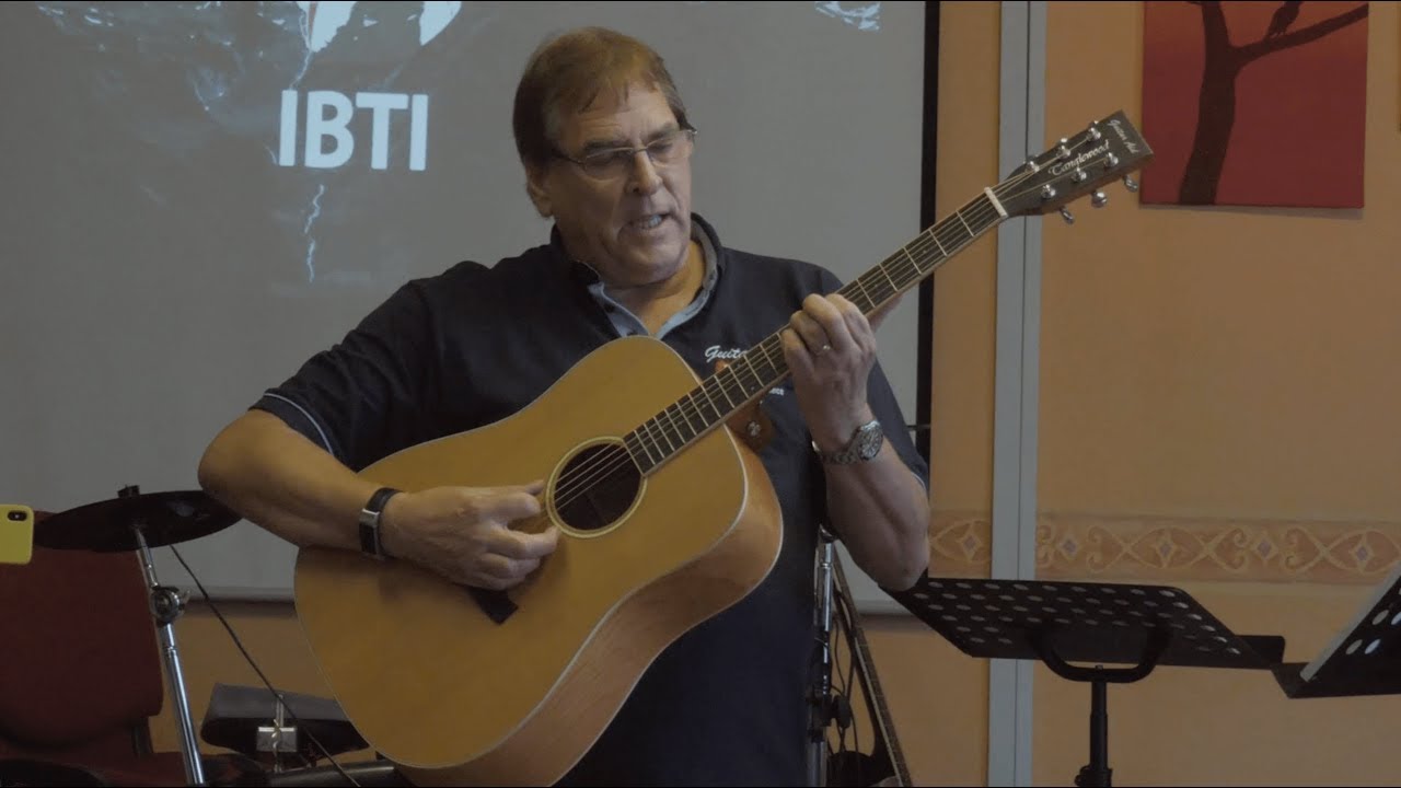 DAVID GUITAR VIDEO - YouTube