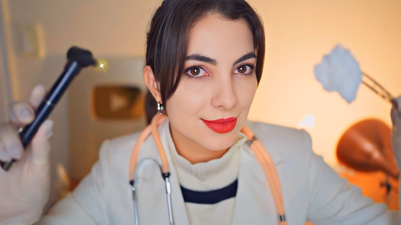 ASMR MÉDICO QUE VOCÊ AMA PARA TE FAZER DORMIR | Sweet Carol - YouTube