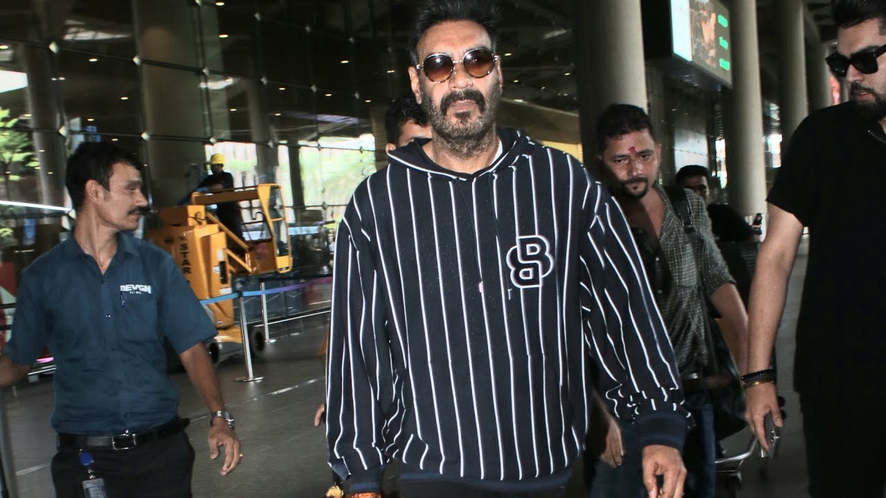 Ajay Devgan Spotted At Airport - YouTube