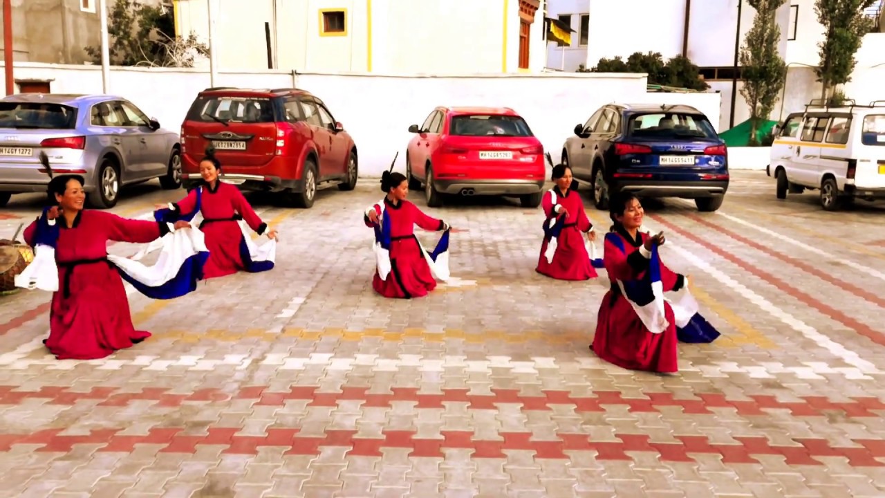 Best Ladakh Dance 2019 - YouTube