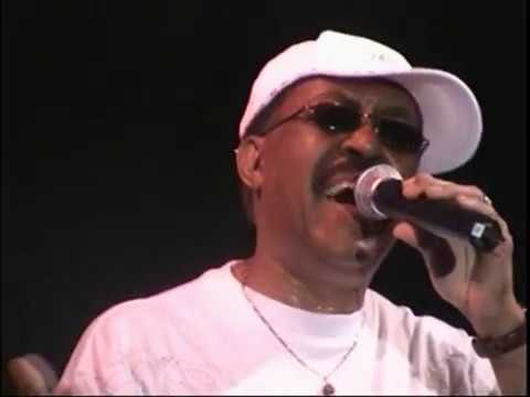 Tito Allen -Indestructible -Dia Nacional de la Salsa 2006 - YouTube