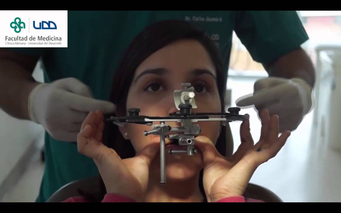 Registro con arco facial y montaje de modelo superior Articulador Whip ...