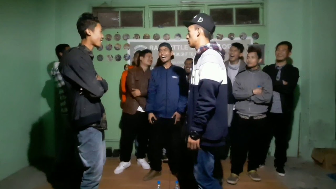 UNDERGROUND RAP BATTLE.(NT POET VS HOPSKETCH 2)DBLOCK GANGTOK SIKKIM ...