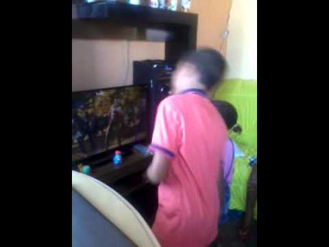 Meu primo dançando metralhadora