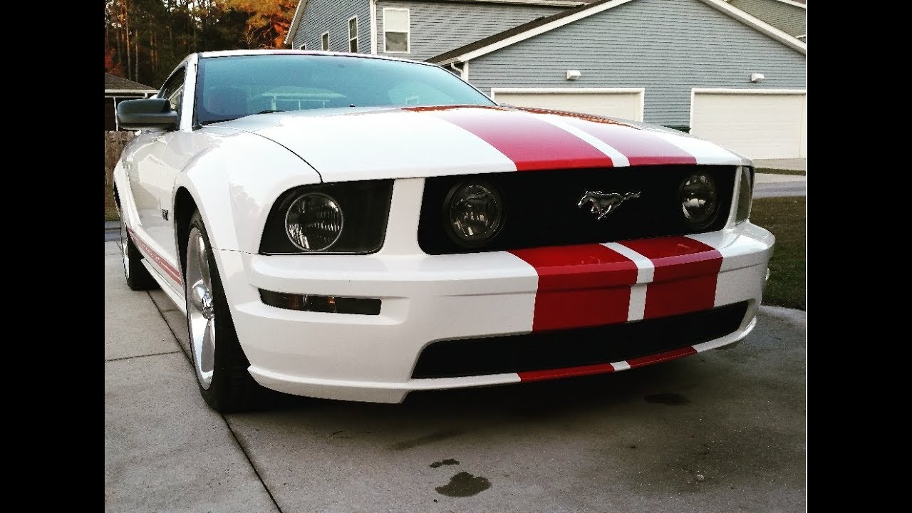 Repairing Chipped Racing Stripes TIME LAPSE - YouTube