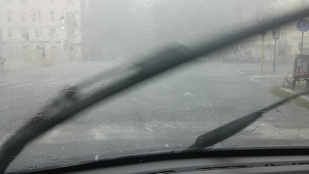 hailstorm in Rome - Mega grandinata a Roma il 17 Agosto 2018 - YouTube