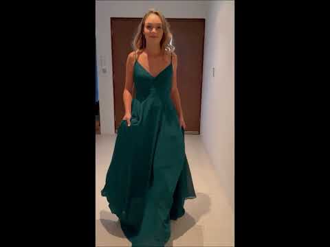 ESMINA | Flowy Chiffon Emerald Green Bridesmaid Dress