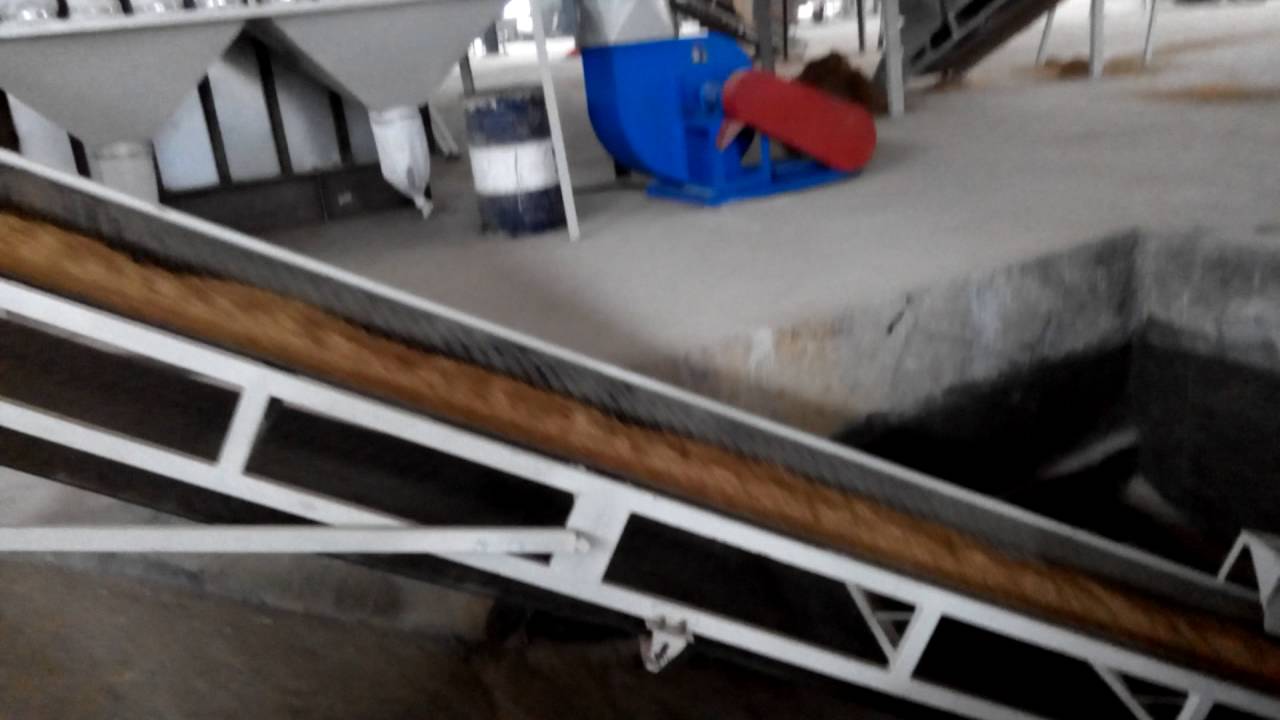 wood chips hammer mill video - YouTube