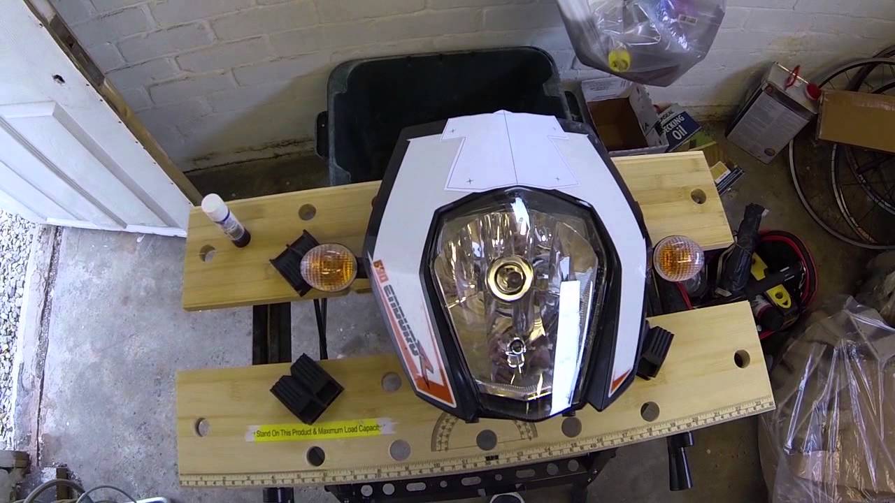 KTM 690 Enduro R Wind screen fittment - YouTube