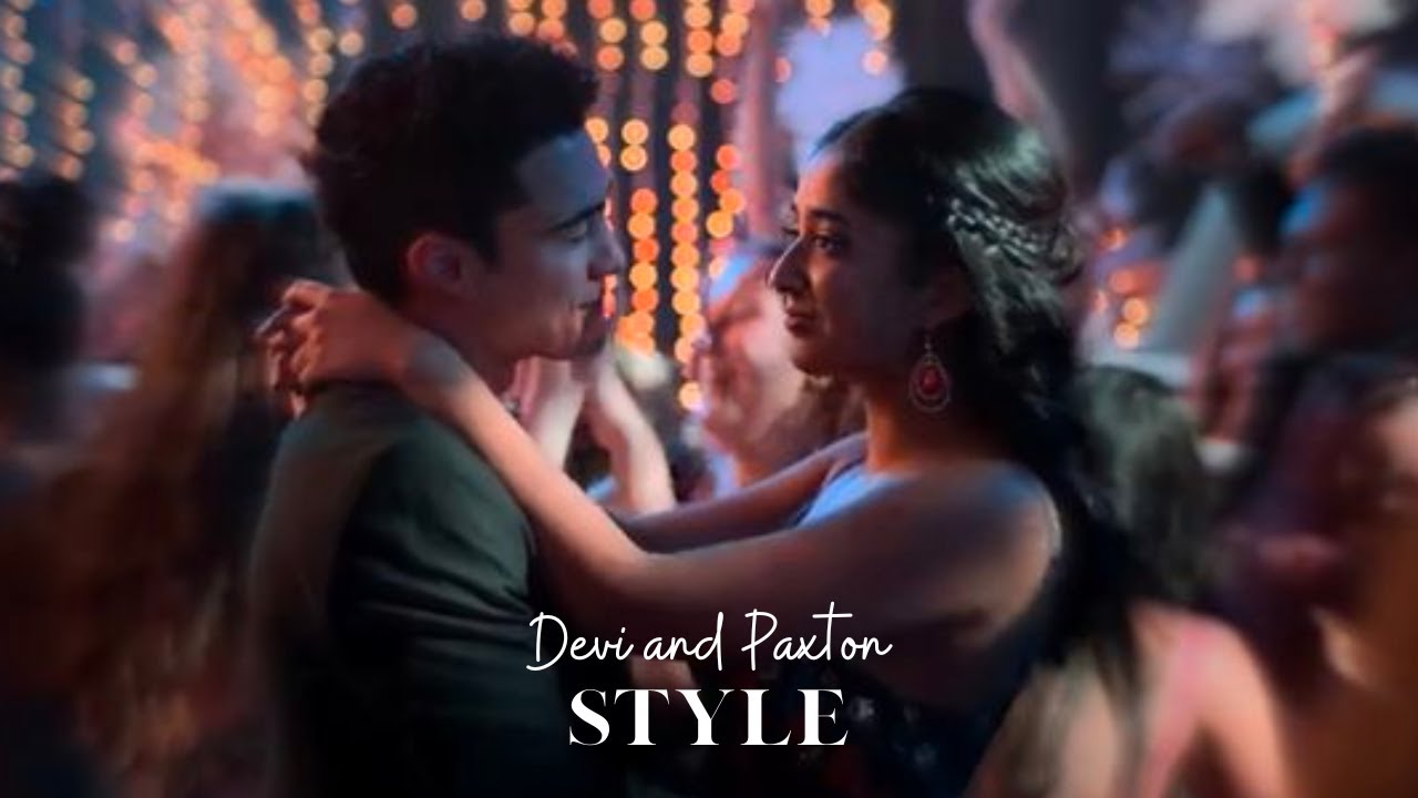 Devi and Paxton (Never Have I Ever) - Style - YouTube