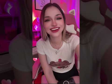 Olivia Periscope Hot Ladies 995 🥰❤💋 #periscope #livestream #broadcast #beautiful #vlog