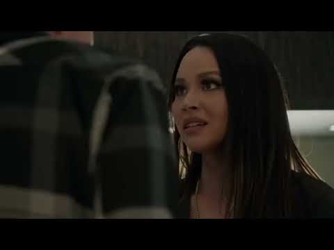Tim and Lucy undercover airplane kiss The Rookie