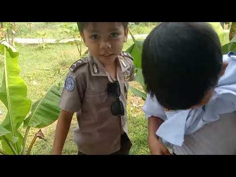 Rasya kebelet pipis