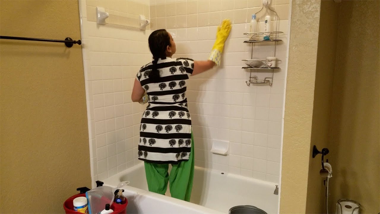 BATHROOM CLEANING ROUTINE||TIPS FOR CLEANING BATHROOM WITH ENGLISH ...