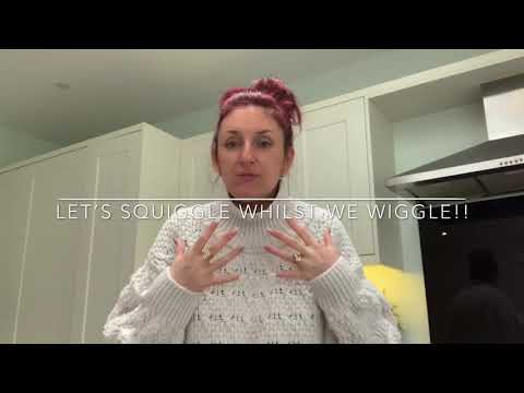 Reception: Squiggle whilst we Wiggle! - YouTube