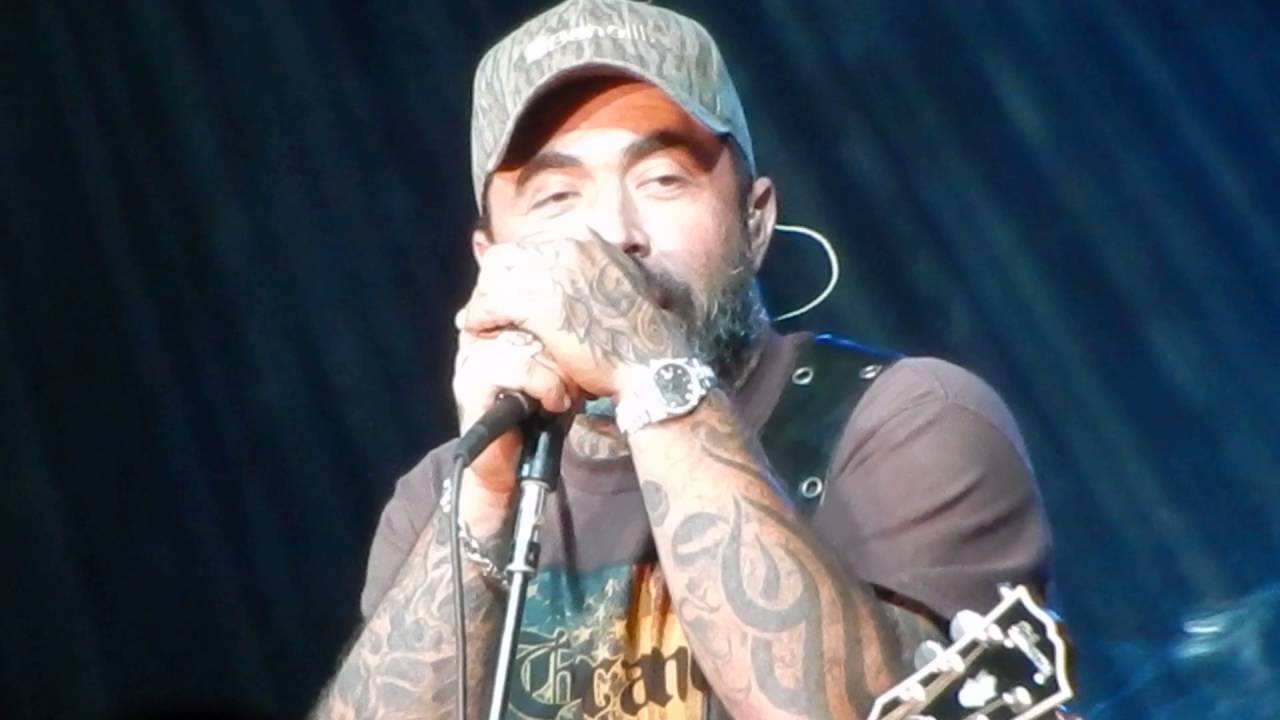 Country Boy - Aaron Lewis - YouTube