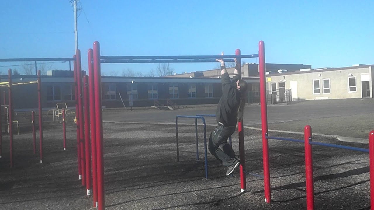 bon_meade_monkeybars.mp4 - YouTube