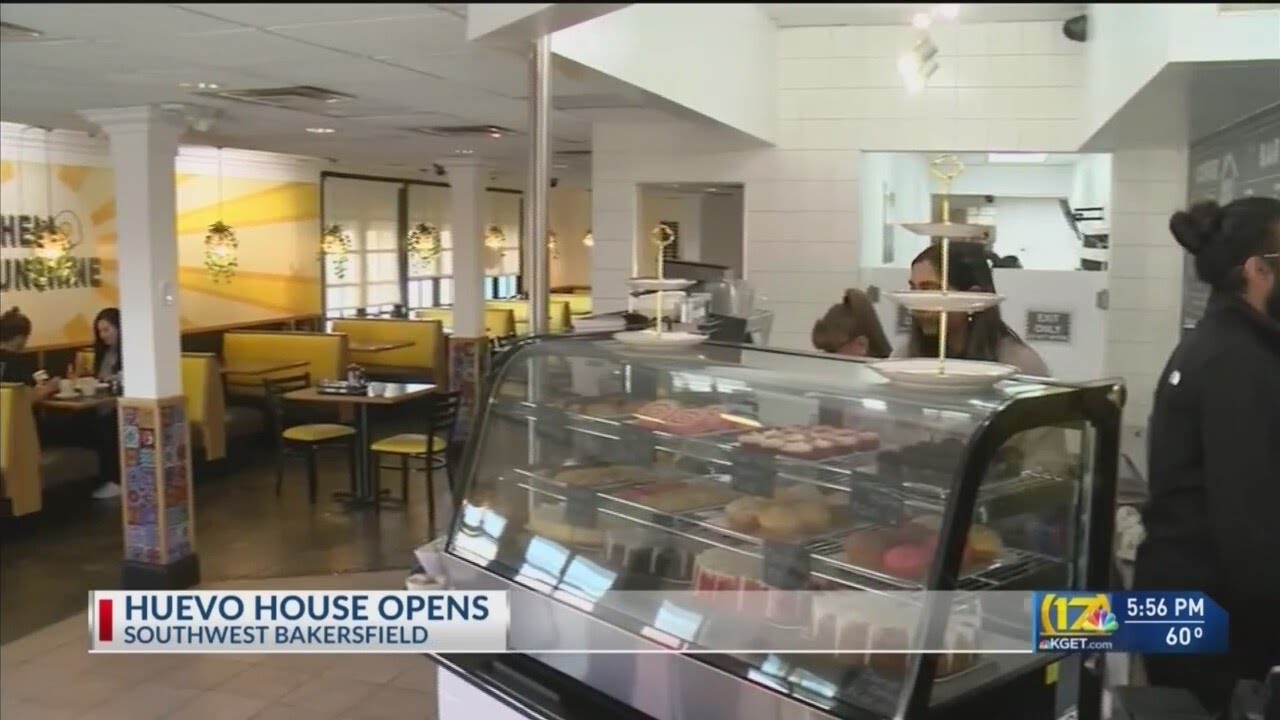 New modern brunch spot Huevo House opens in SW Bakersfield - YouTube
