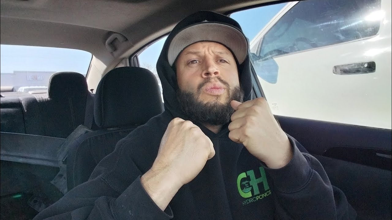 BRICC BABY AND POETIC FLAKKO READY TO CATCH THE FADE AT NO JUMPER ...