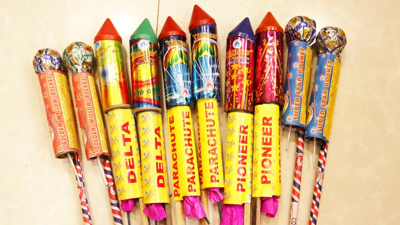 TESTING LARGE ROCKETS||Diwali crackers testing 2020||SKYSHOT WALA ...