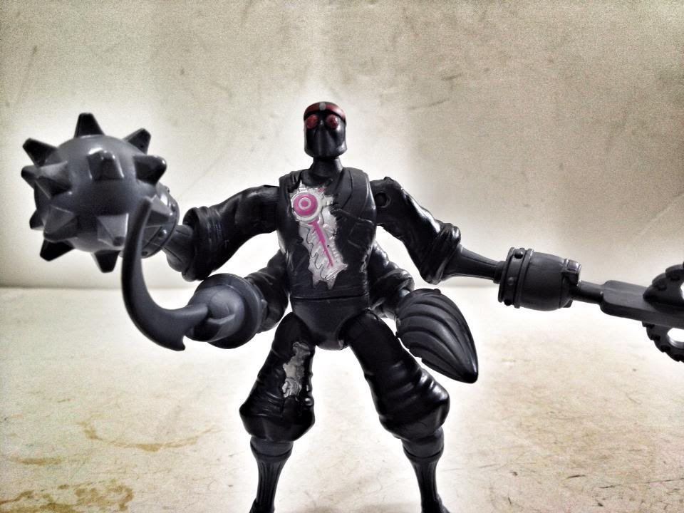 Nickelodeon Teenage Mutant Ninja Turtles: Robotic Foot Soldier - YouTube