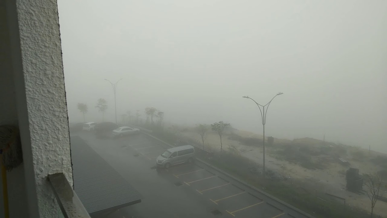 Kabus Tebal di Genting Highland - YouTube