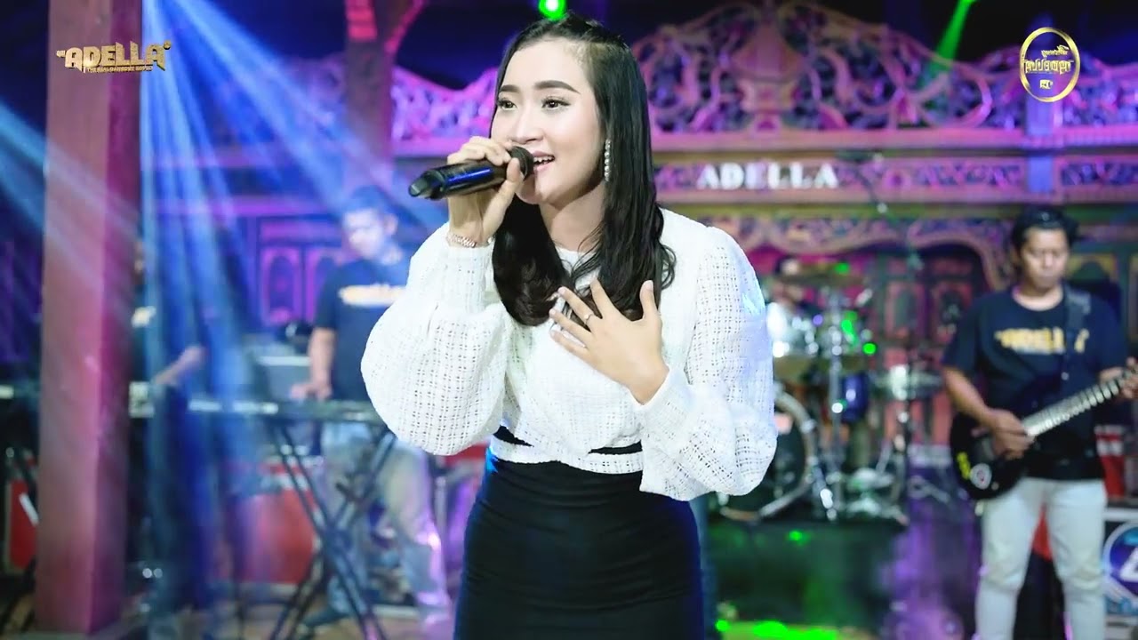ADELLA TERBARU MADIUN NGAWI // HENNY ADELLA // EFANSHA - YouTube