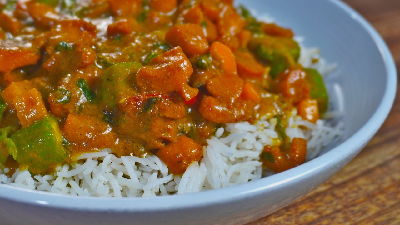 Jamaican Curry Conch! Clean and Prepare Guide - YouTube