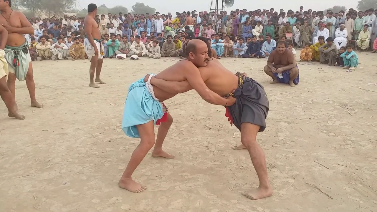 Wanted Fighting and | Sindhi Malakhro Game | Kushti | Mela Shah Hassan ...