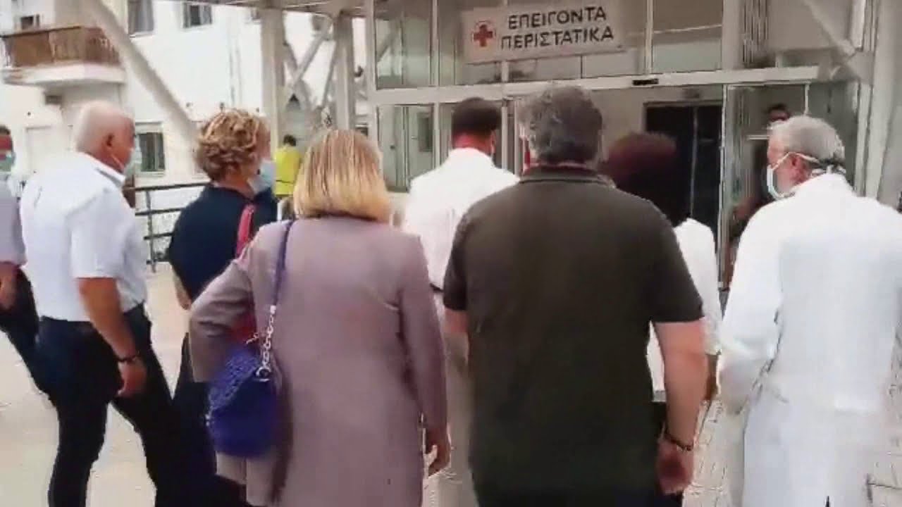 Παράδοση της δωρεάς των μηχανημάτων στο Νοσοκομείο Καστοριάς από την Κ ...
