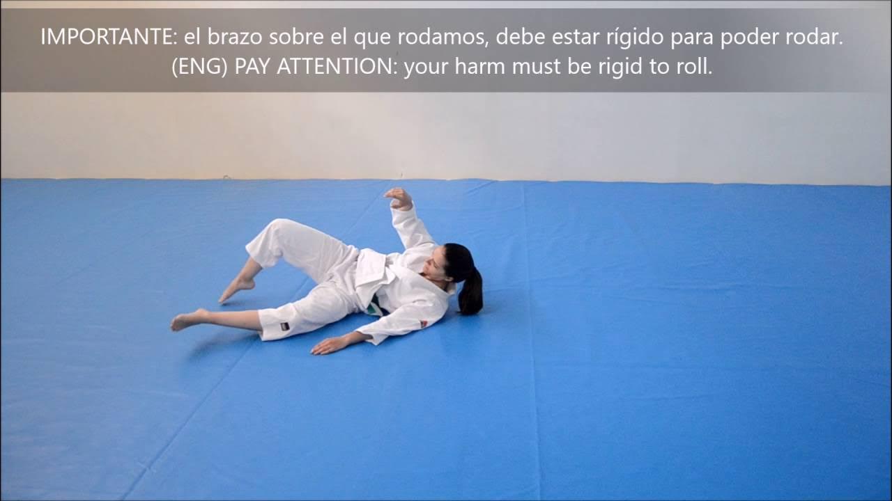 MAE MAWARI UKEMI (JUDO) - YouTube