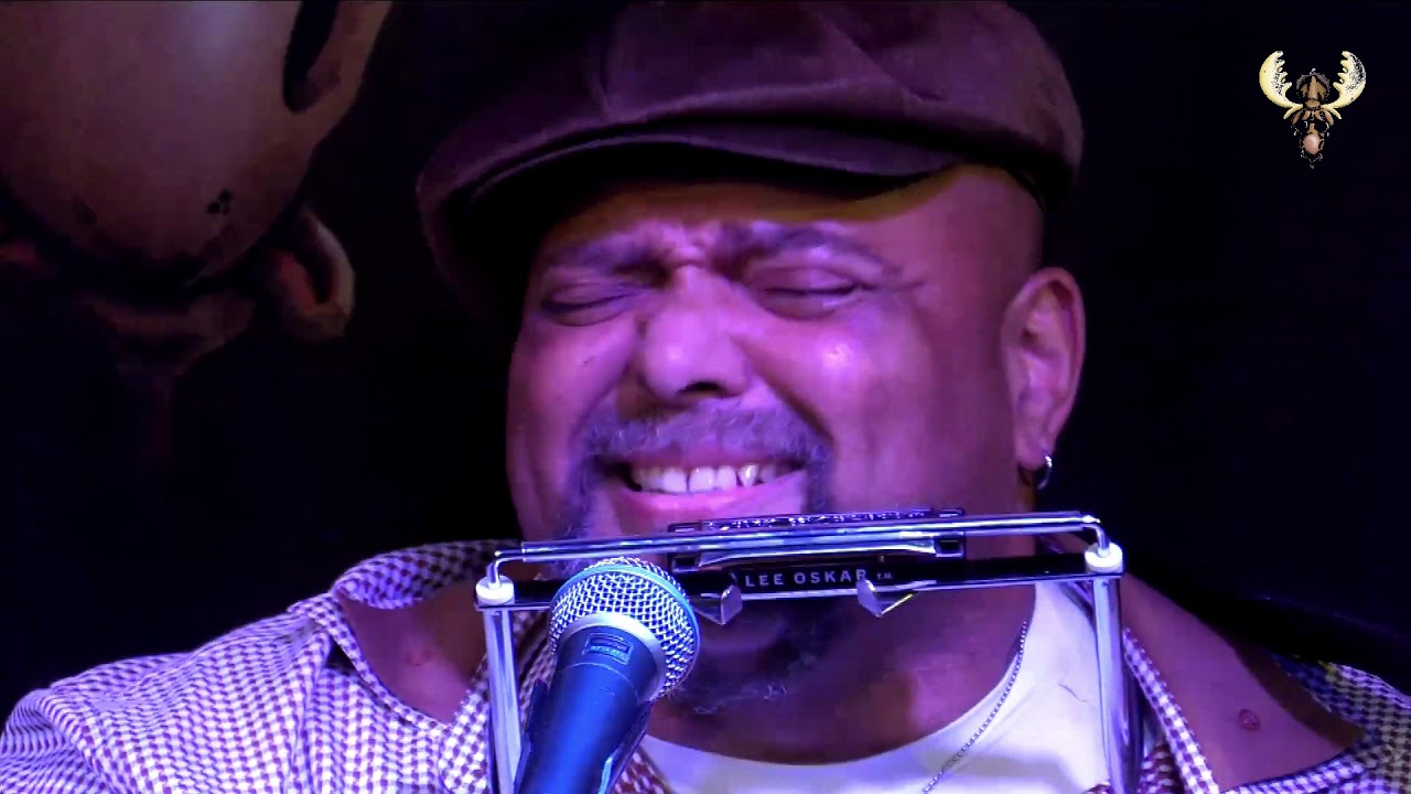 Kevin Burt - Real Love - Live for bluesmoose radio - YouTube