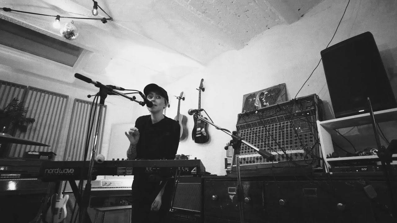Lucy Swann - Demolition Song - The Brageveien Sessions - YouTube