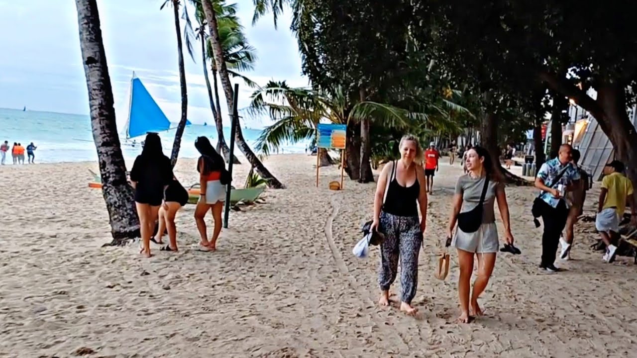 Look! This is BORACAY White Beach D*Mall Shopping Market and Food ...