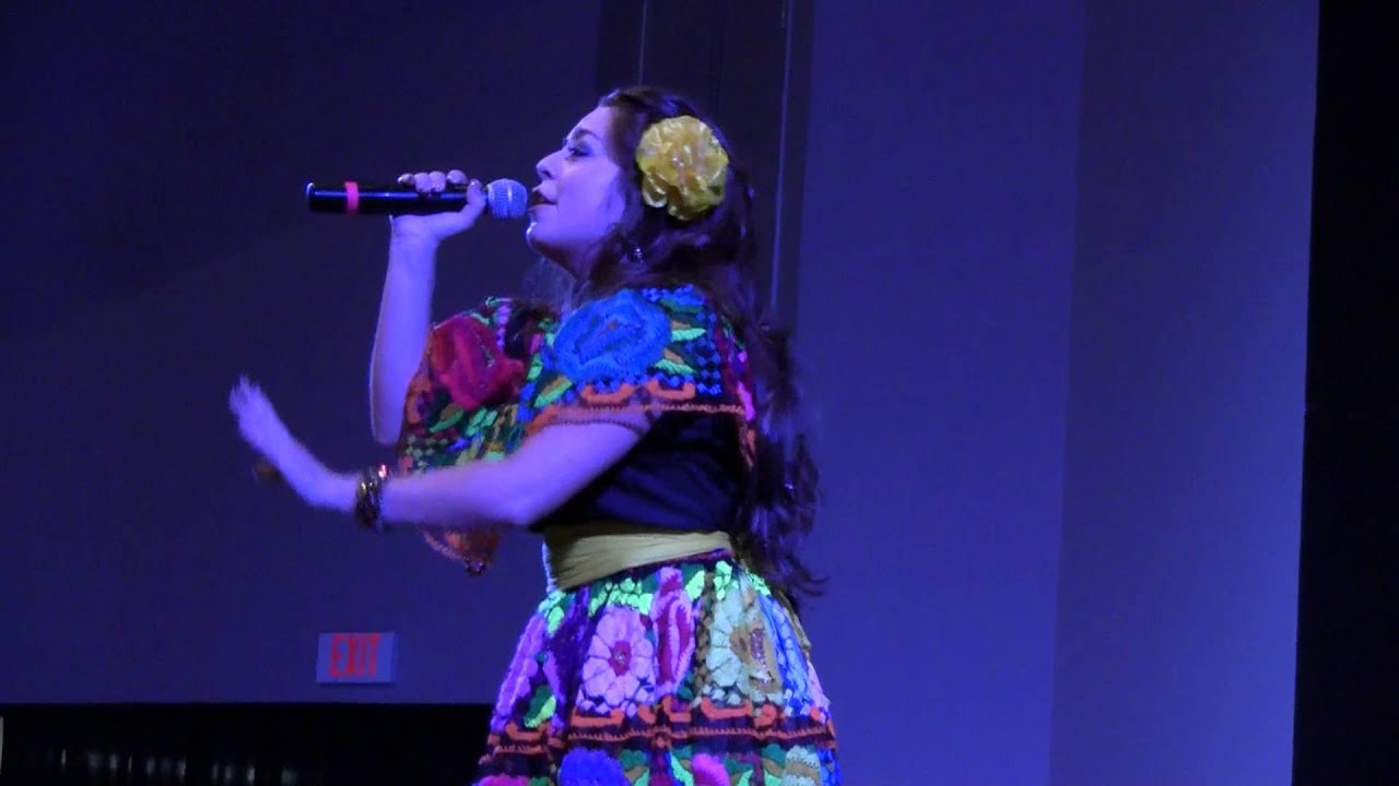 CANTANDOLE A MEXICO NANCY VALENCIA EN FIESTAS PATRIAS 2012 P.A. TX ...