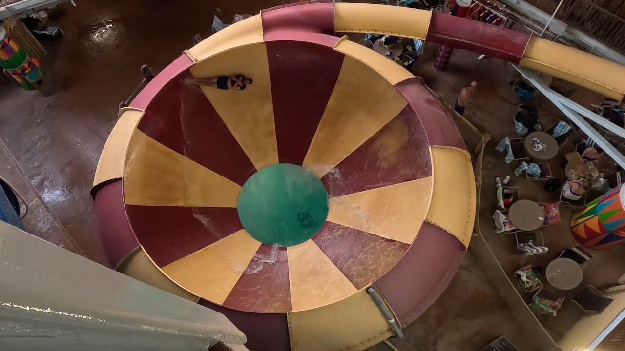 Tanzanian Twister slide at Kalahari in Sandusky, OH (January 14th, 2024 ...