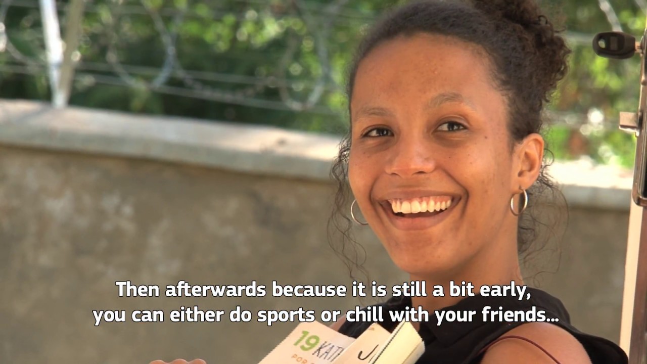 EU Aid Volunteers: Caroline in southern Africa - YouTube