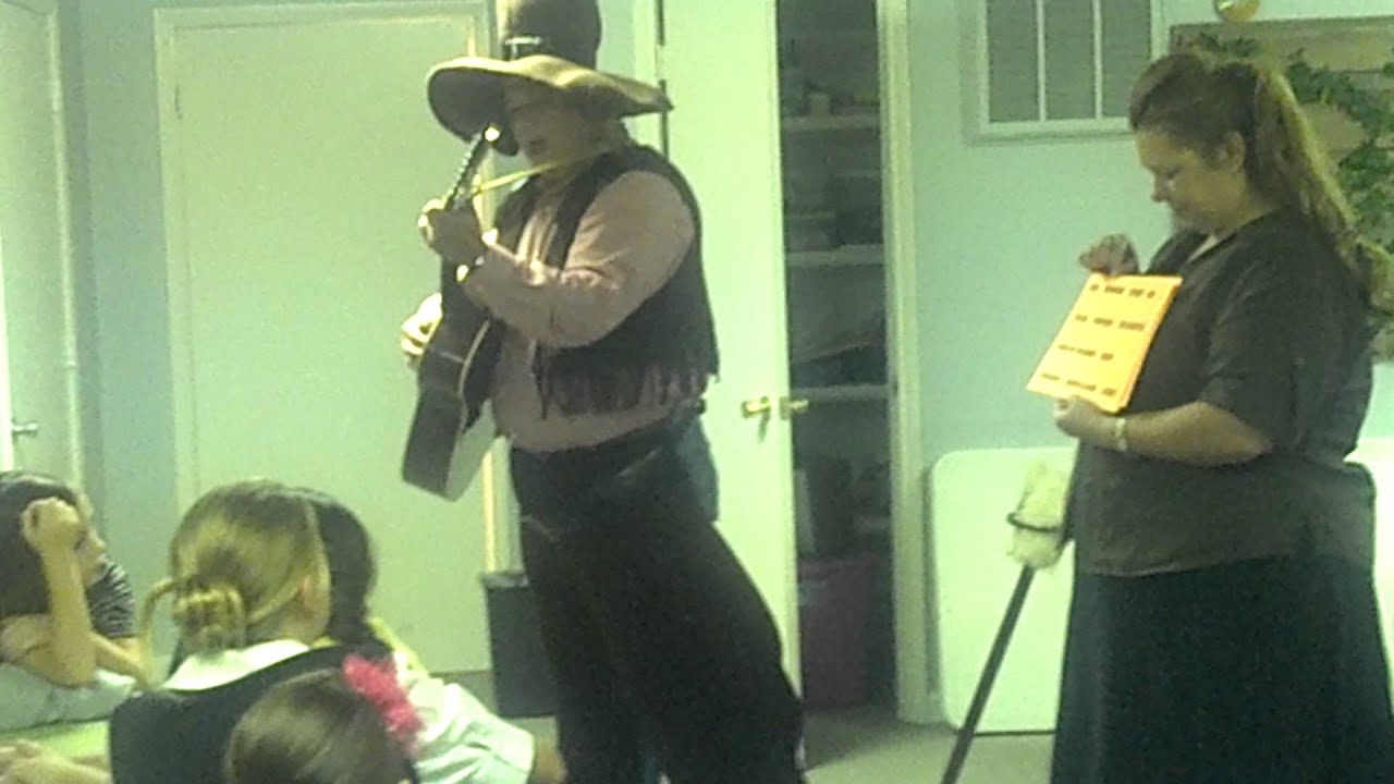 Roger Creel books of Bible song - YouTube