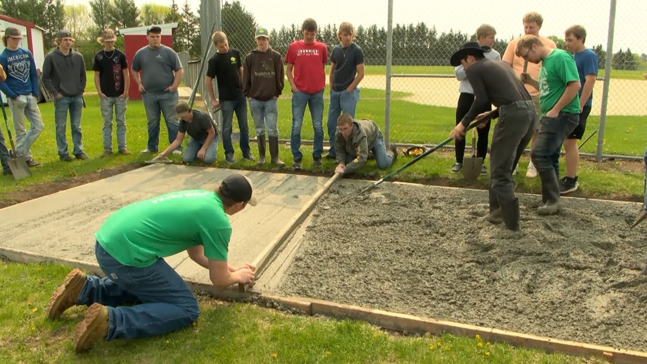 Golden Apple: Pierz High School Students Learn the Art of Pouring ...