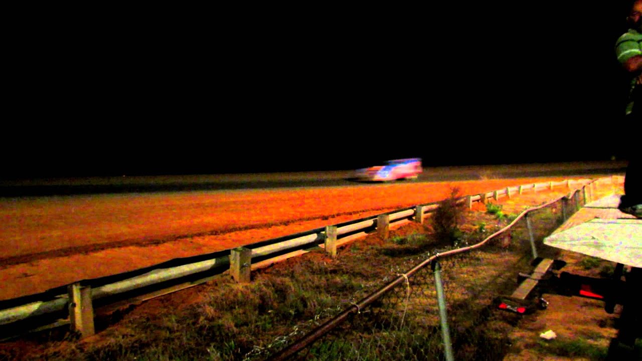 Carolina Speedway Lakeview SC 5-05-2012 Late Model race 2.MOV - YouTube