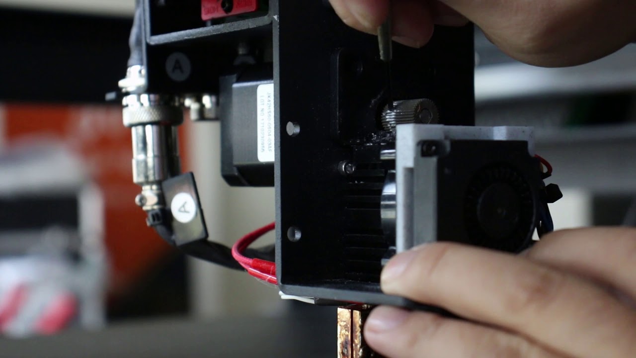 How to clean the extruder gear - YouTube