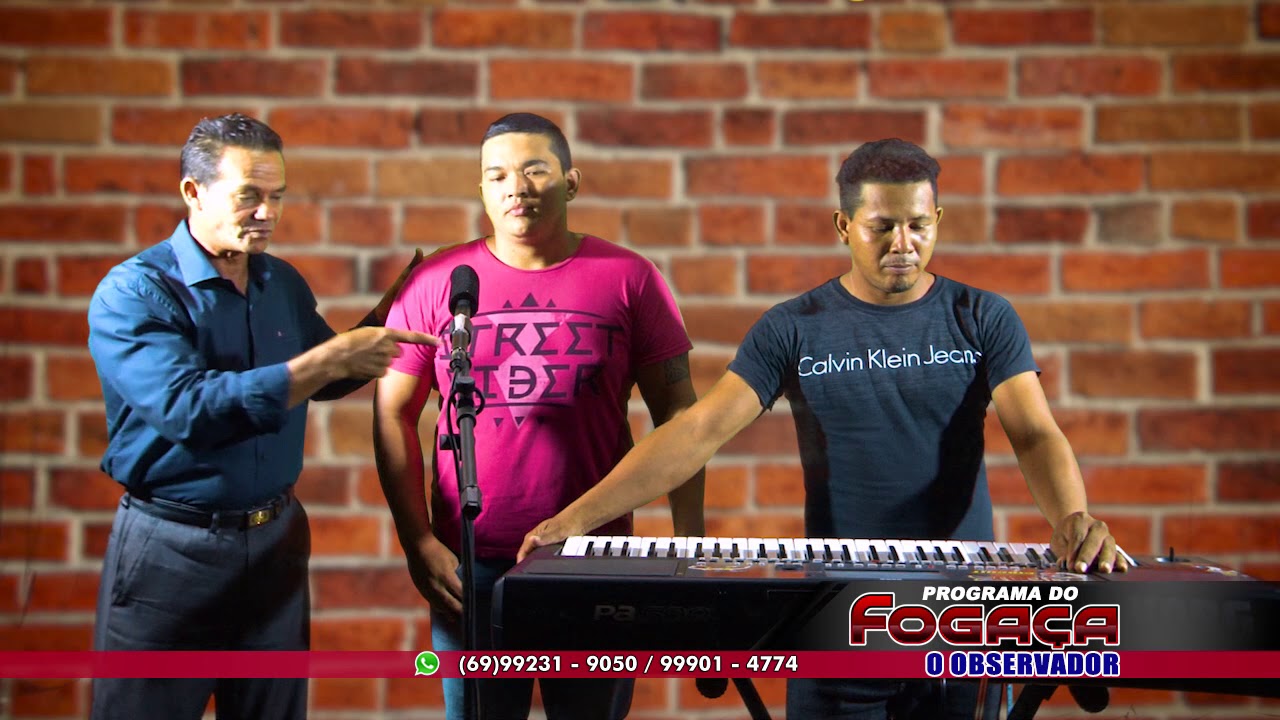 ENTREVISTA BANDA 3 A - YouTube