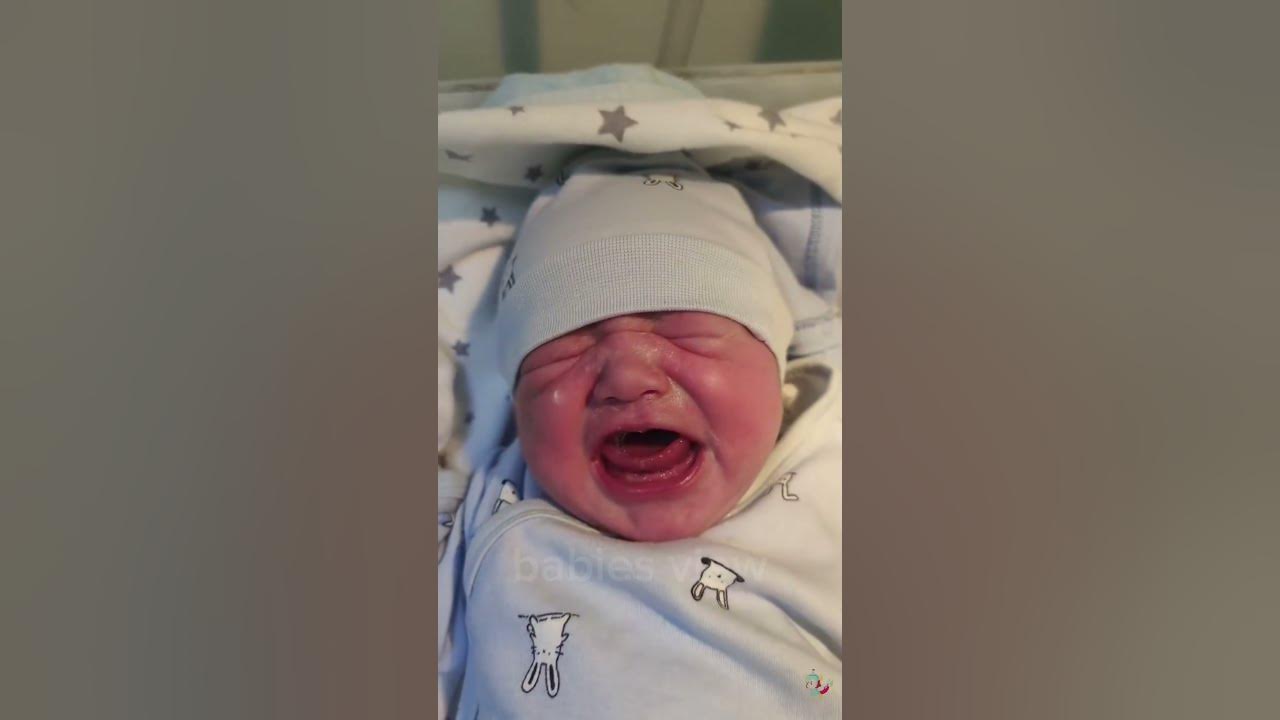 Beautiful new born baby with beautiful cry after birth - YouTube