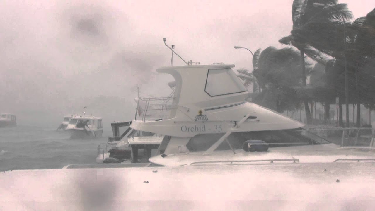 Tropical Storm @ Maldives Airport - YouTube