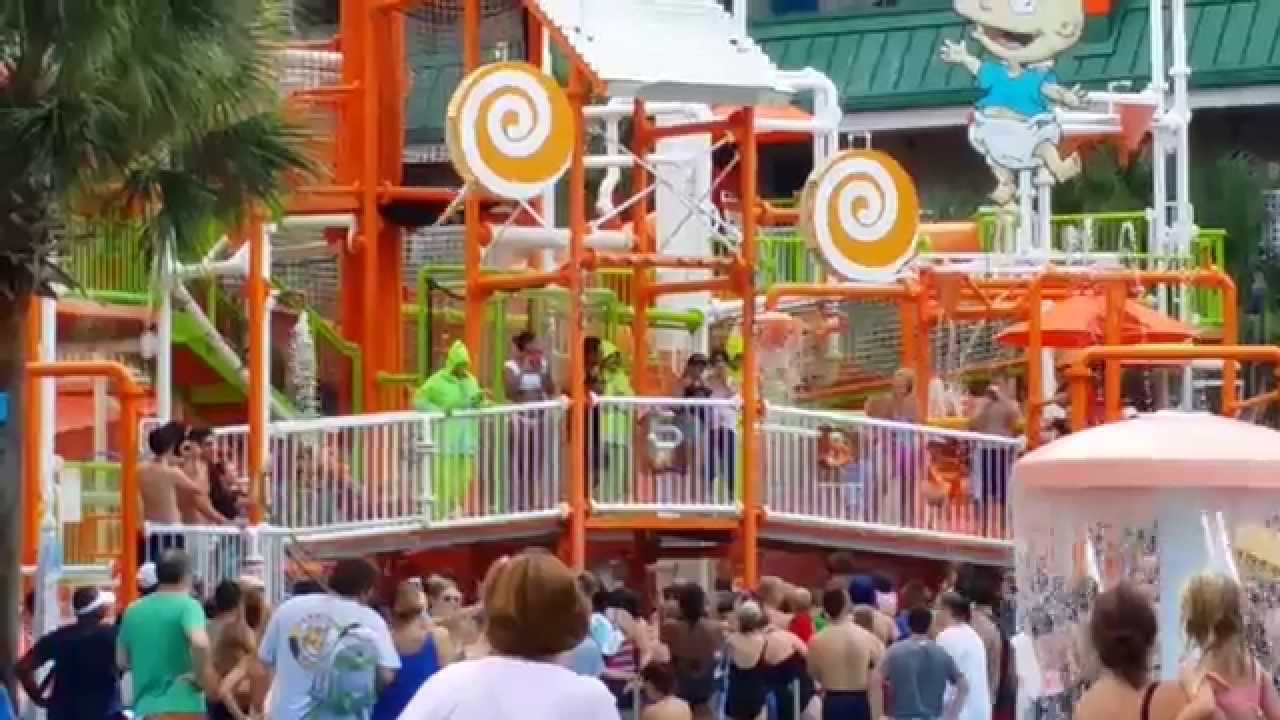 Nick getting "Slimed" at Nickelodeon Hotel - YouTube
