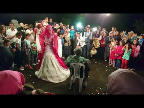 Kürt Damat  Düğünü Bomba= EFSANE HALAY ŞOV 2019