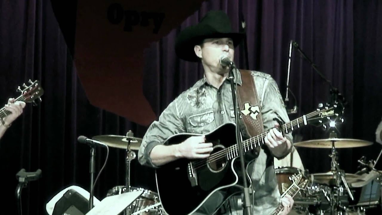 Sam Moore singing his original song "Worth It". - YouTube
